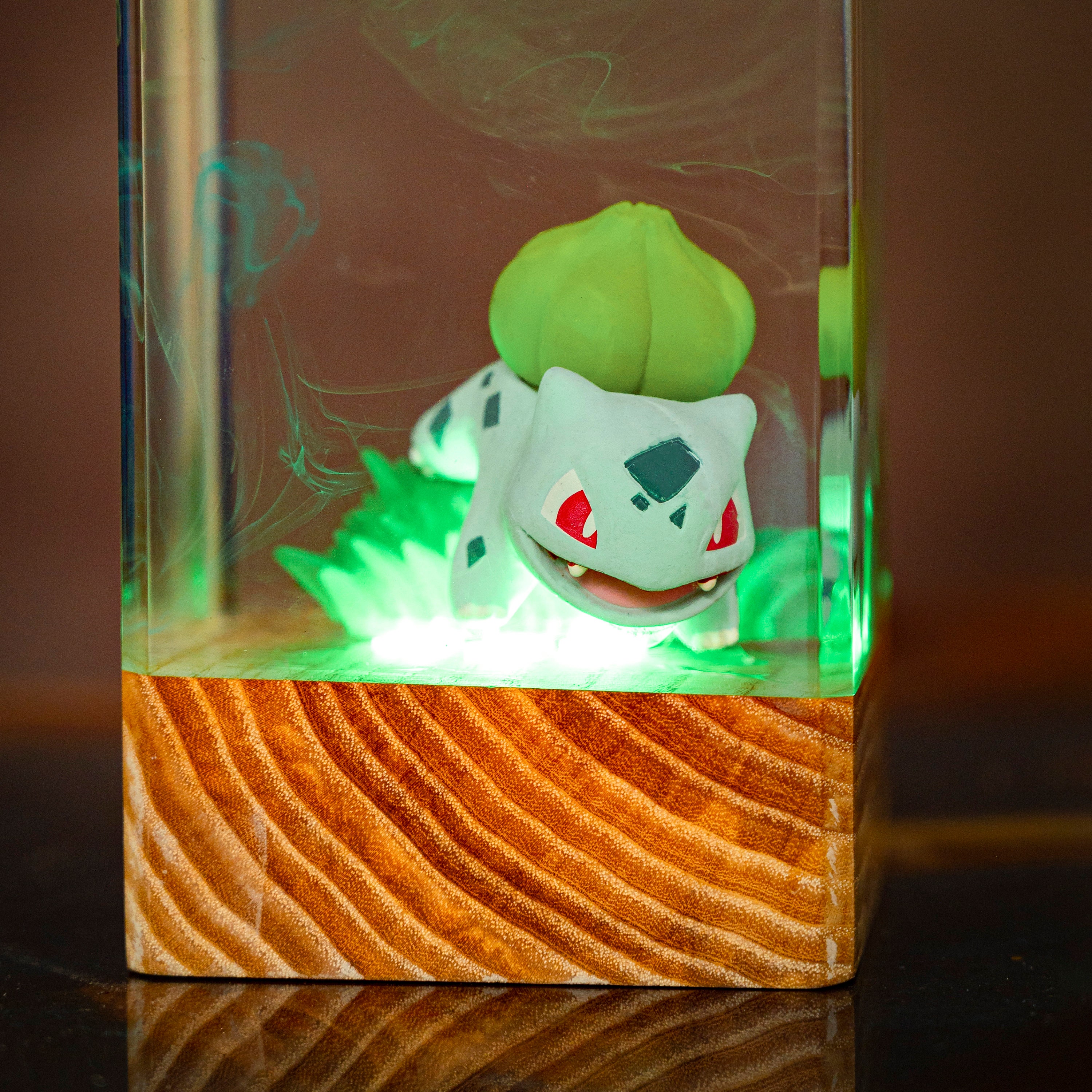 Bulbasaur Pokemon Epoxy Lamp - AnimeBape